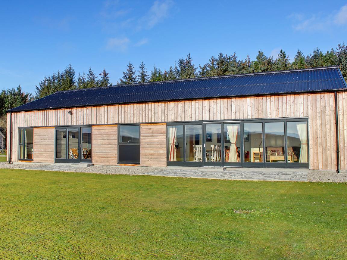 Cottage ∙ 3 Bedrooms ∙ 6 Guests - Lairg