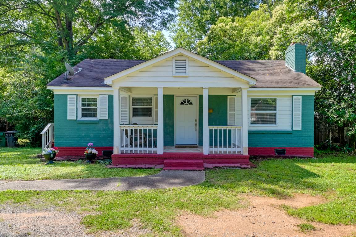 86 M² House ∙ 2 Bedrooms ∙ 4 Guests - University City Boulevard – Charlotte
