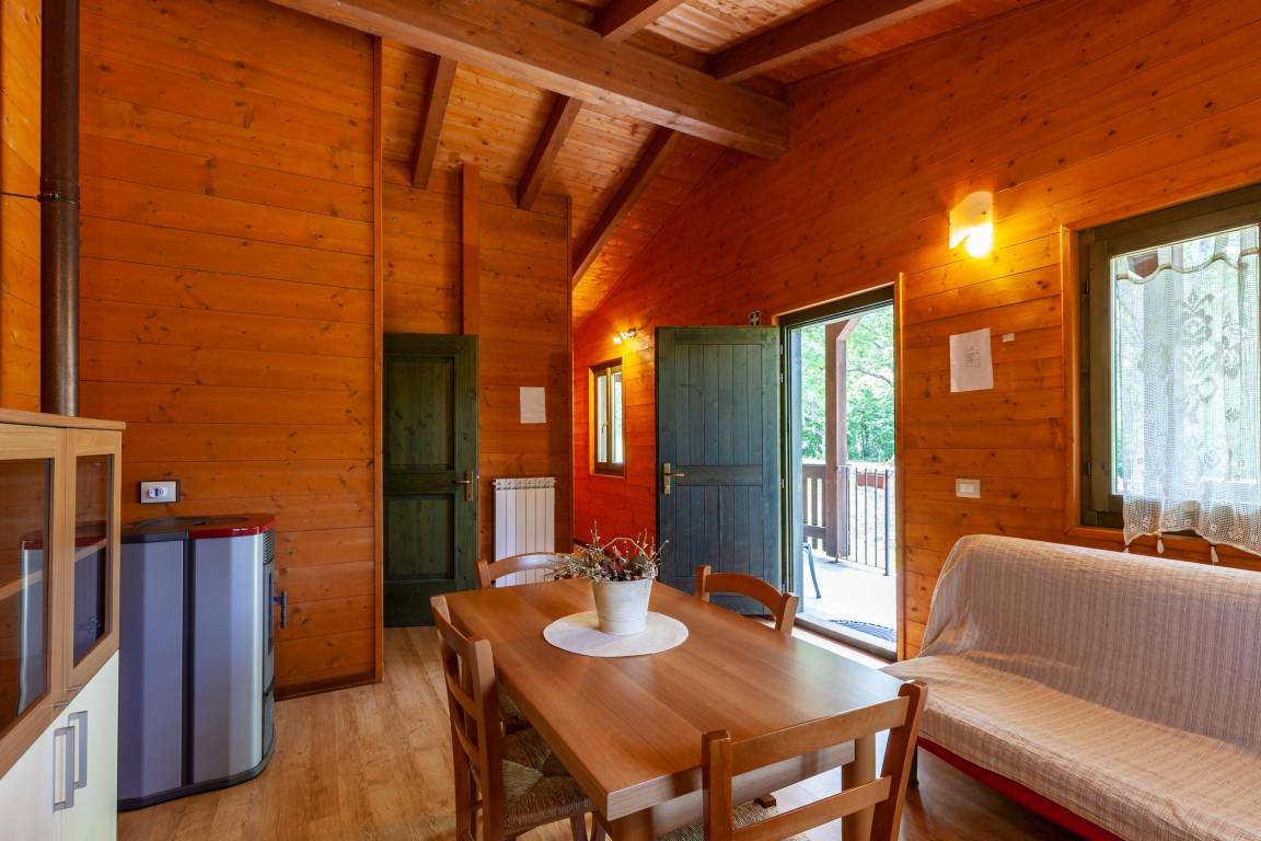 50 M² Casa ∙ 2 Camere Da Letto ∙ 4 Ospiti - Cerreto Laghi