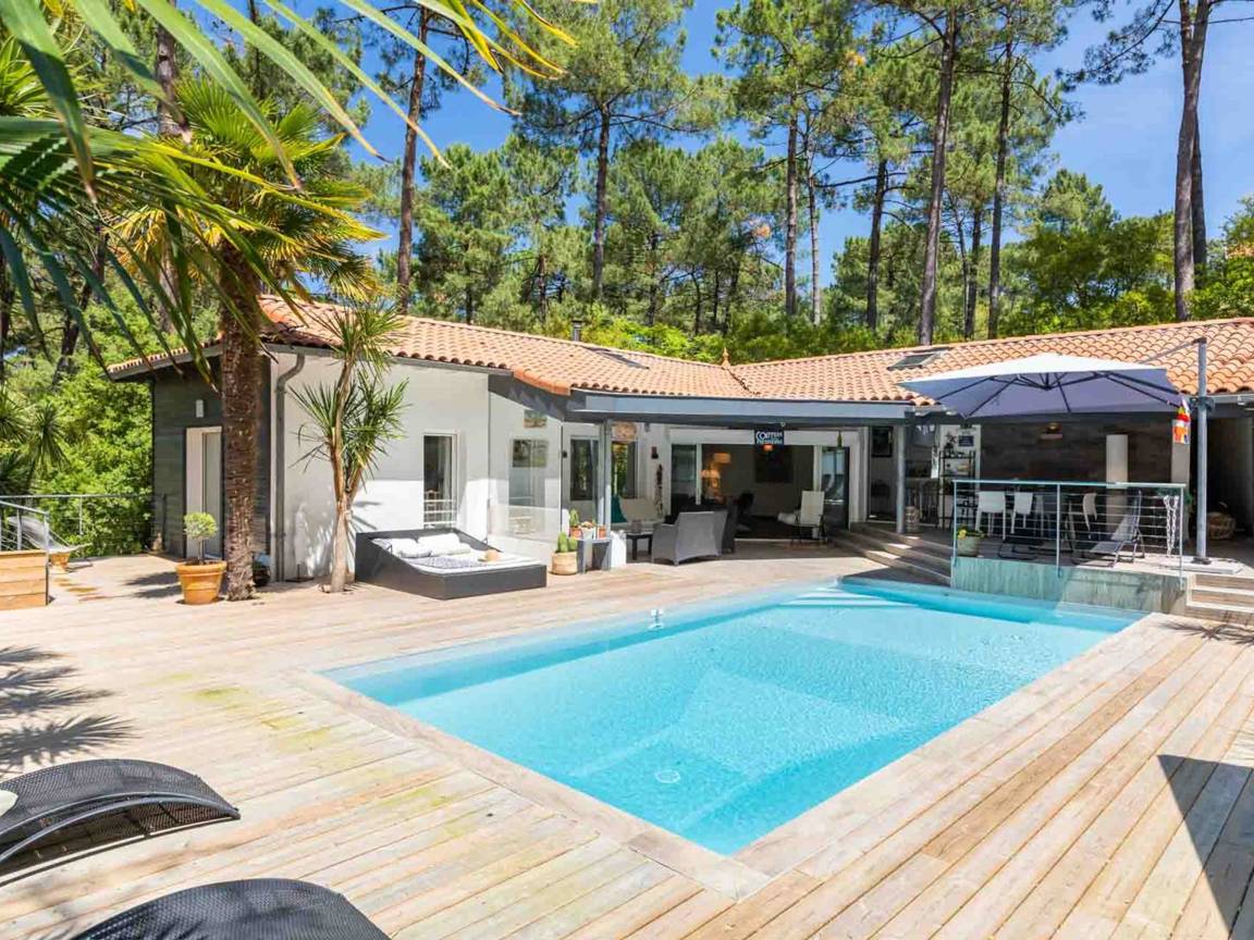 200 M² Villa ∙ 4 Bedrooms ∙ 8 Guests - Capbreton