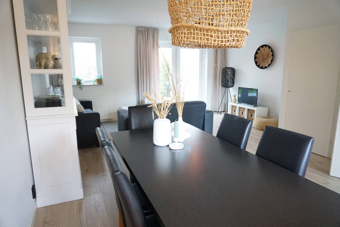 95 M² Maison De Vacances ∙ 3 Chambres ∙ 6 Personnes - Breskens