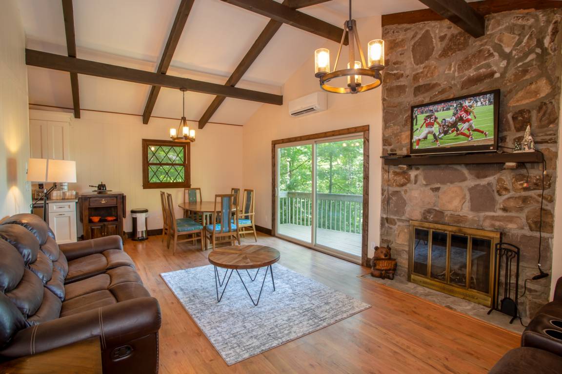 123 M² Cottage ∙ 2 Bedrooms ∙ 6 Guests - North Carolina