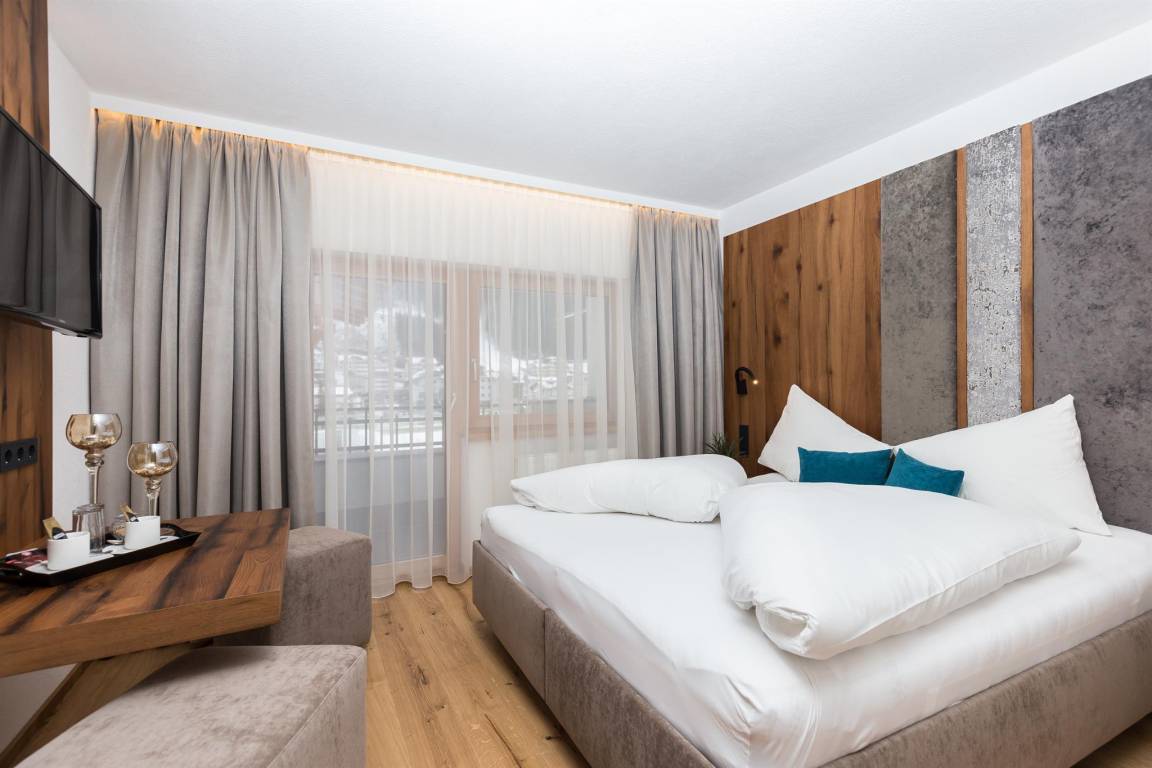 38 M² Hotel ∙ 2 Bedrooms ∙ 4 Guests - Ischgl