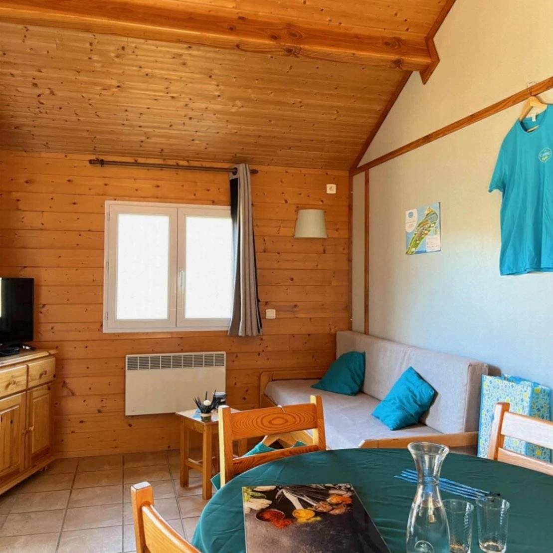35 M² Chalet ∙ 2 Chambres ∙ 6 Personnes - Cantal