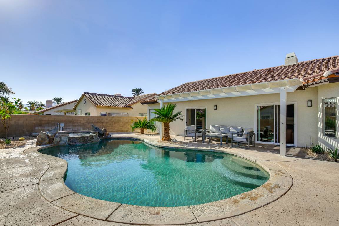 186 M² House ∙ 4 Bedrooms ∙ 8 Guests - Indio, CA