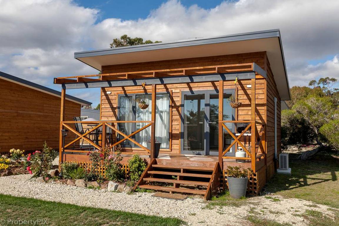 House ∙ 1 Bedroom ∙ 4 Guests - Dodges Ferry
