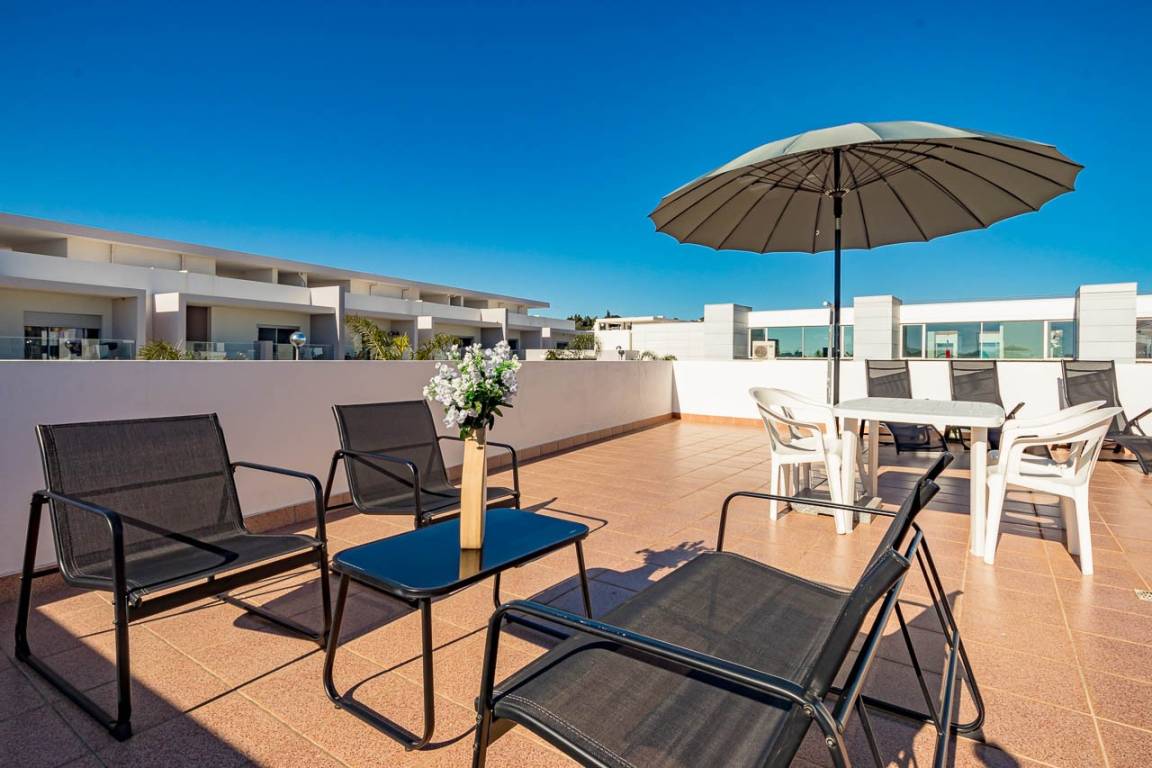 110 M² Apartment ∙ 4 Bedrooms ∙ 8 Guests - Guia
