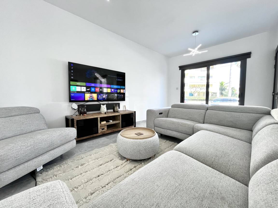 154 M² Talo ∙ 3 Makuuhuonetta ∙ 6 Vierasta - Limassol