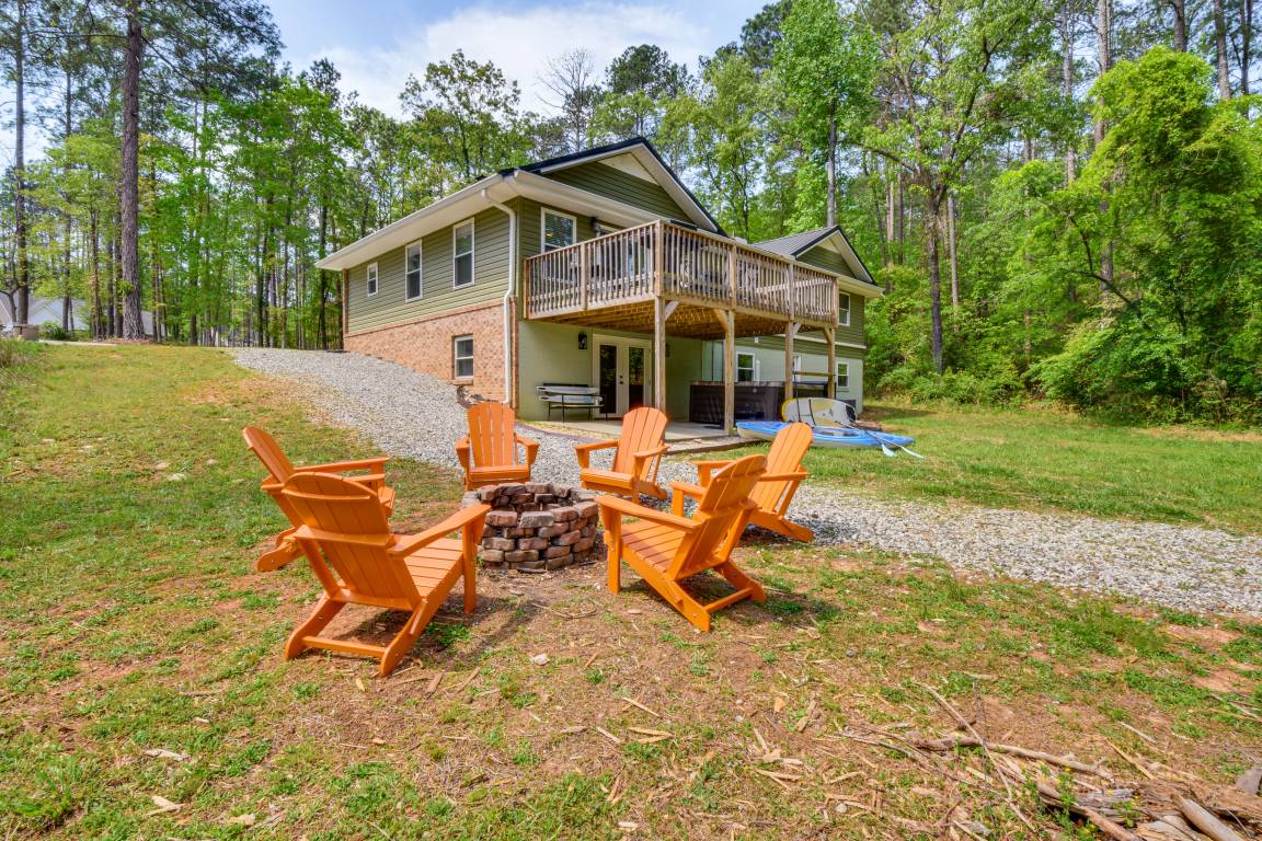 278 M² House ∙ 5 Bedrooms ∙ 12 Guests - Pendleton, SC