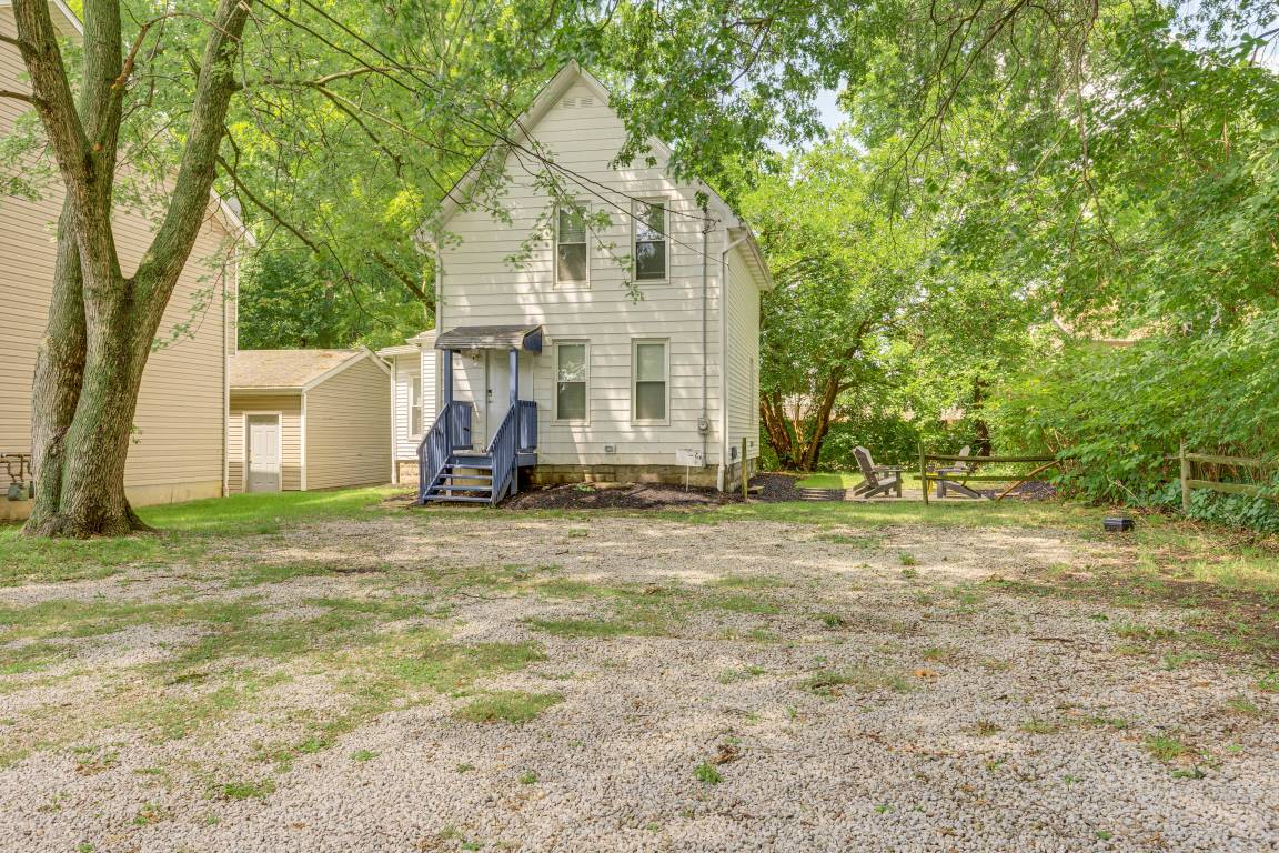106 M² House ∙ 3 Bedrooms ∙ 8 Guests - Akron, OH