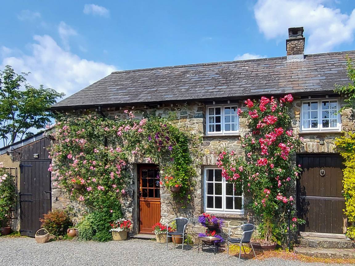 Cottage ∙ 2 Bedrooms ∙ 5 Guests - Tavistock