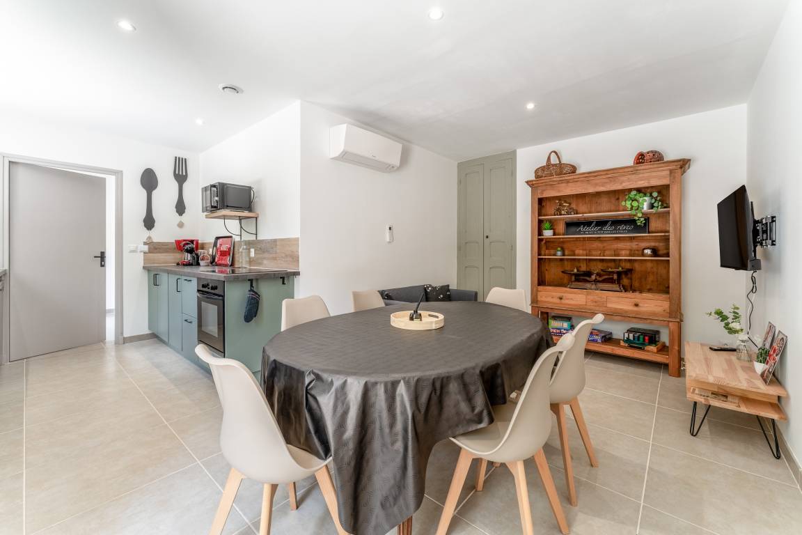 80 M² Maison De Vacances ∙ 3 Chambres ∙ 6 Personnes - Orange