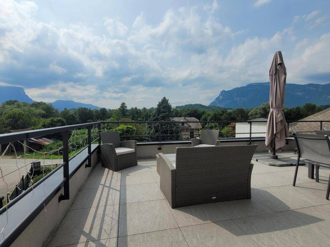 138 M² Gîte ∙ 4 Chambres ∙ 8 Personnes - Allevard