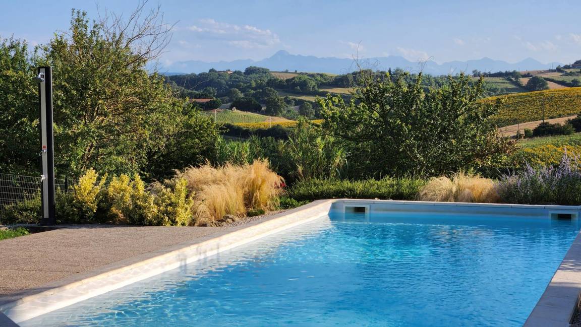 100 M² Gîte ∙ 3 Chambres ∙ 8 Personnes - Haute-Garonne