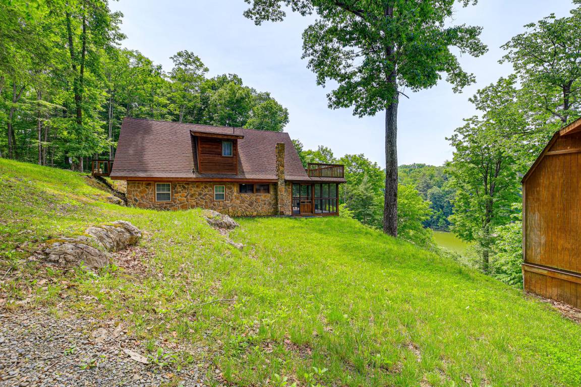 123 M² House ∙ 2 Bedrooms ∙ 4 Guests - Abingdon, VA