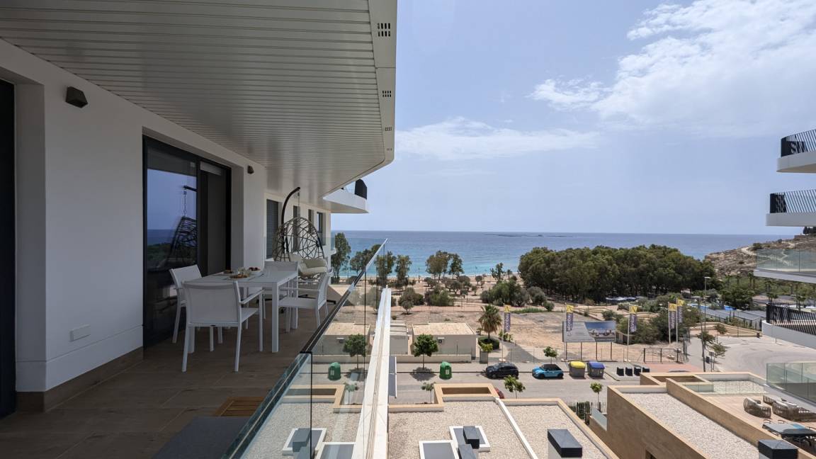 74 M² Apartamento ∙ 2 Habitaciones ∙ 4 Huéspedes - Finestrat