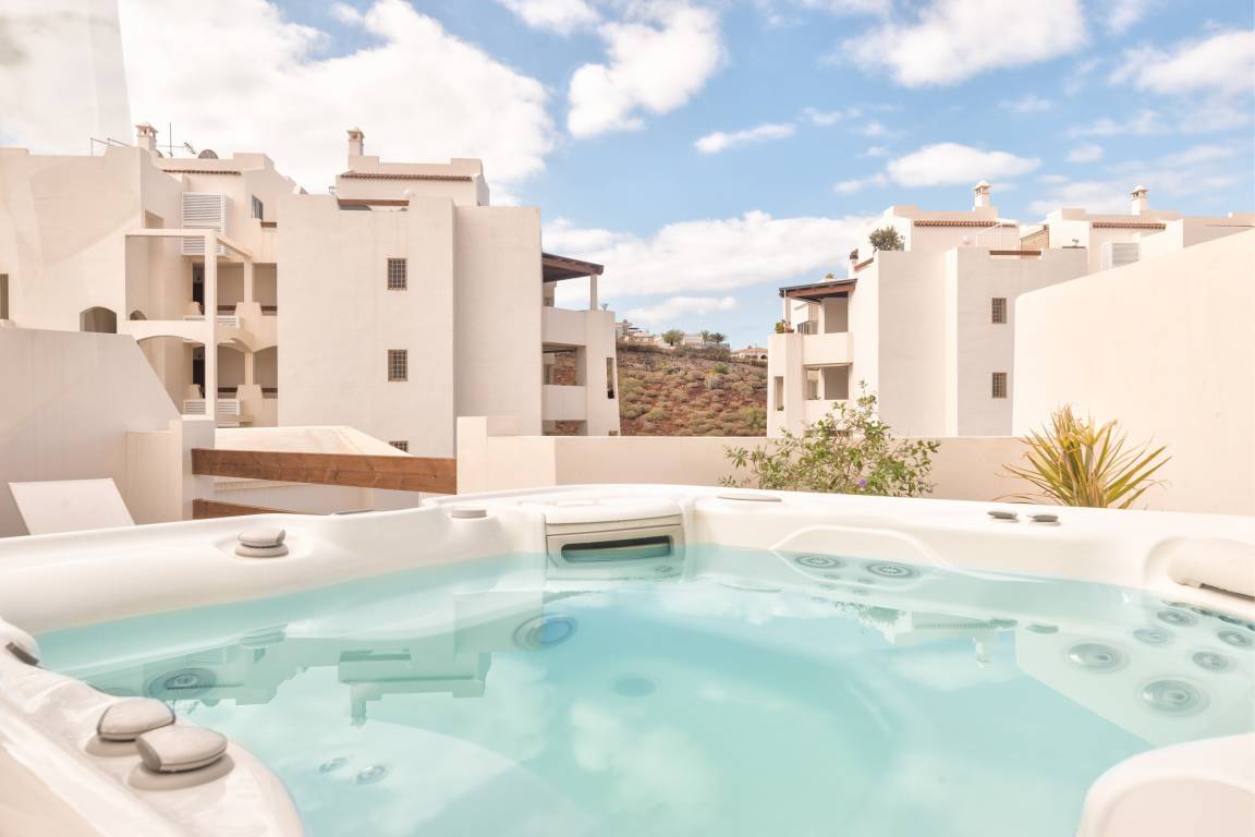 183 M² Ferienhaus ∙ 2 Schlafzimmer ∙ 4 Gäste - Los Cristianos