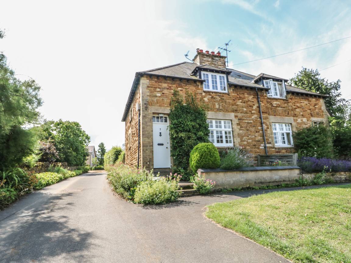 Cottage ∙ 2 Bedrooms ∙ 4 Guests - Rutland