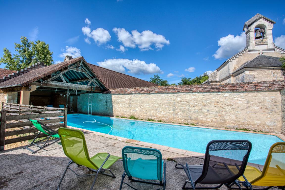 250 M² House ∙ 5 Bedrooms ∙ 12 Guests - Dordogne