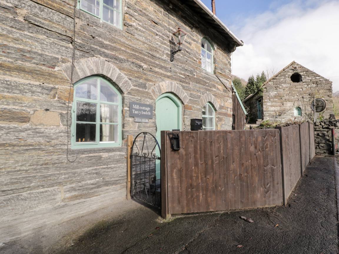 Cottage ∙ 2 Bedrooms ∙ 3 Guests - Blaenau Ffestiniog
