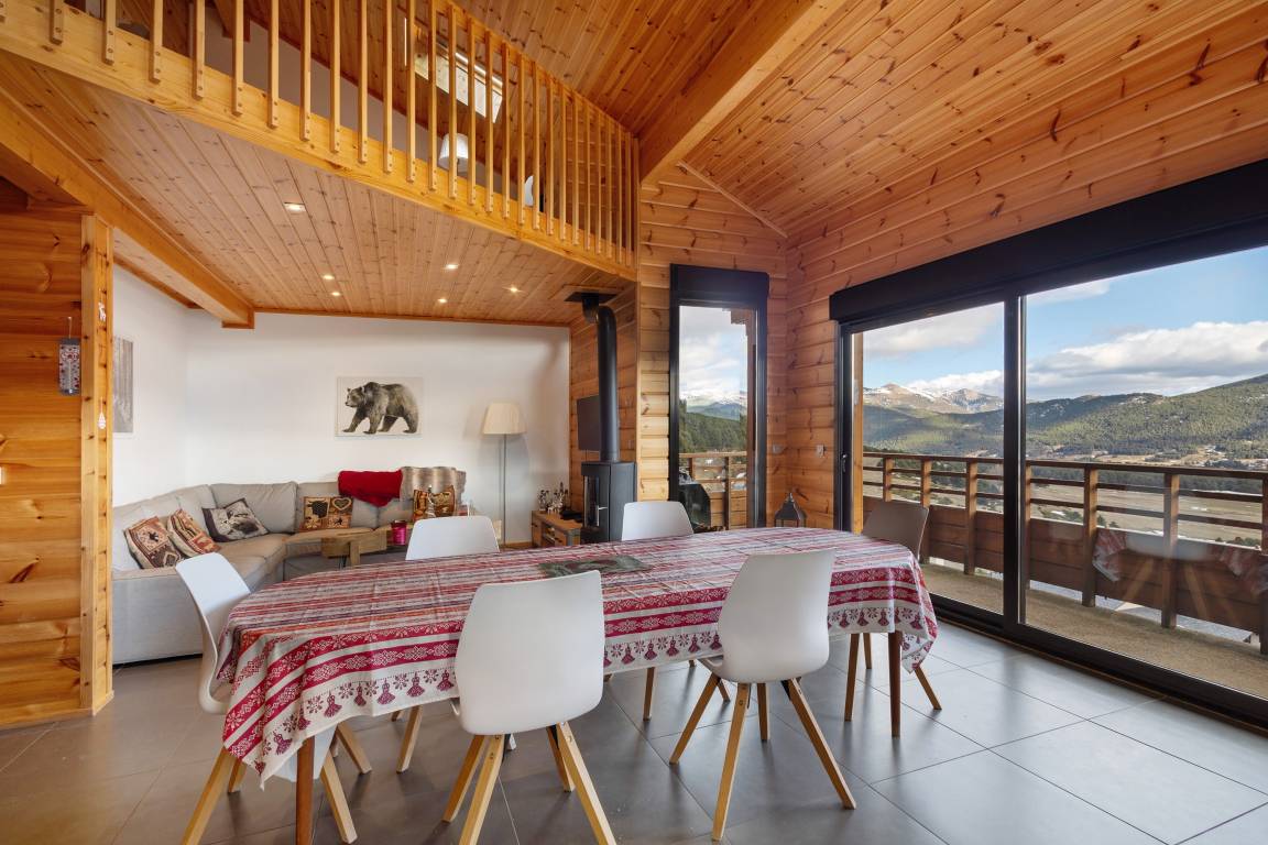 90 M² Chalet ∙ 4 Chambres ∙ 8 Personnes - Formiguères