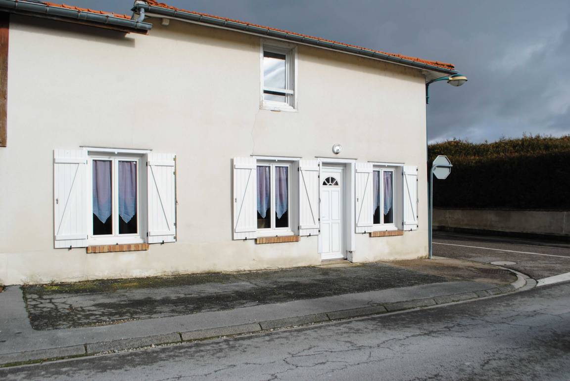 95 M² Gîte ∙ 3 Chambres ∙ 6 Personnes - Marne