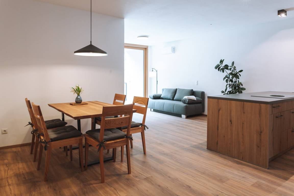 78 M² Apartment ∙ 2 Bedrooms ∙ 5 Guests - Lana