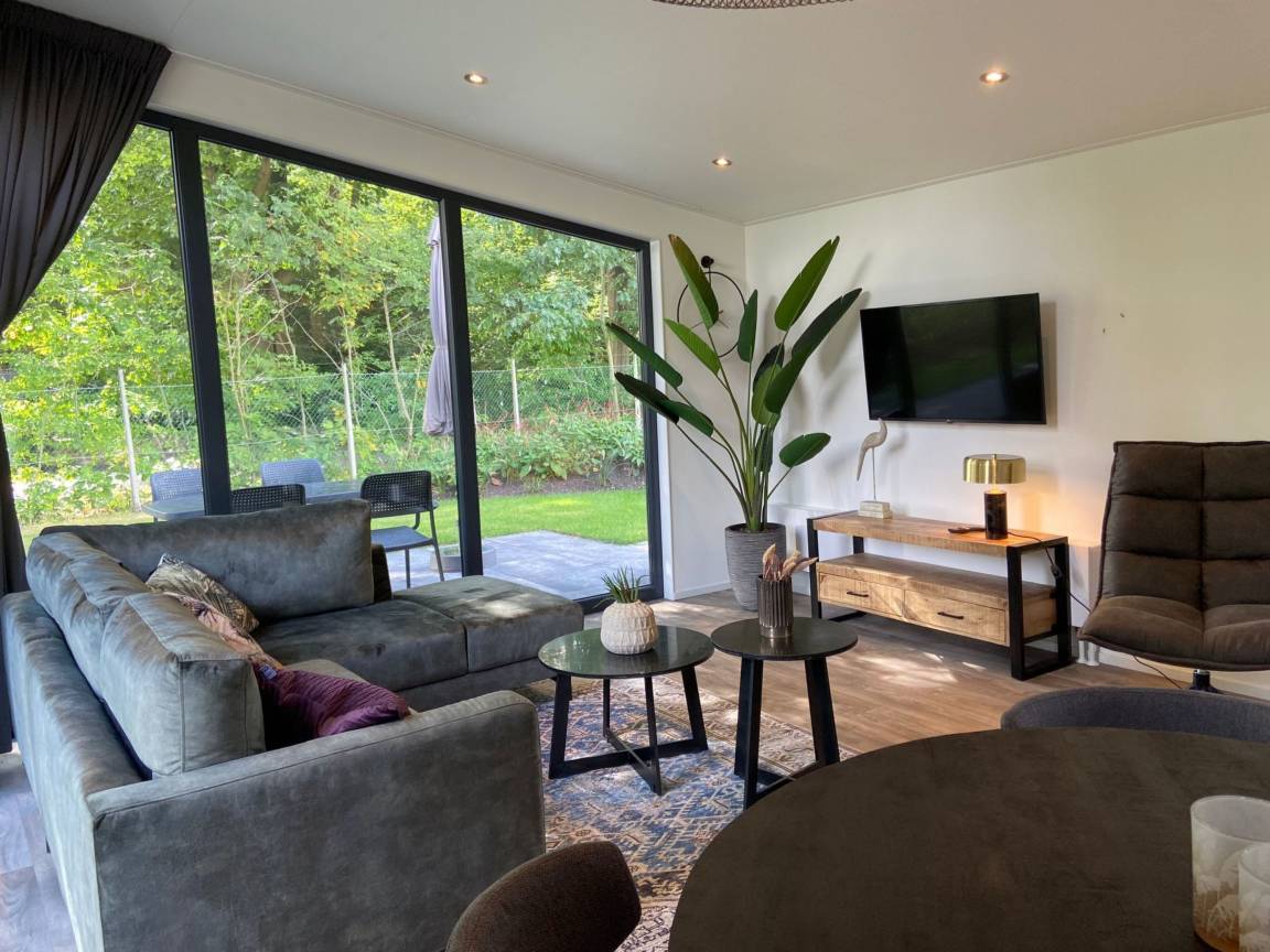 70 M² Ferienhaus ∙ 1 Schlafzimmer ∙ 4 Gäste - Waalwijk