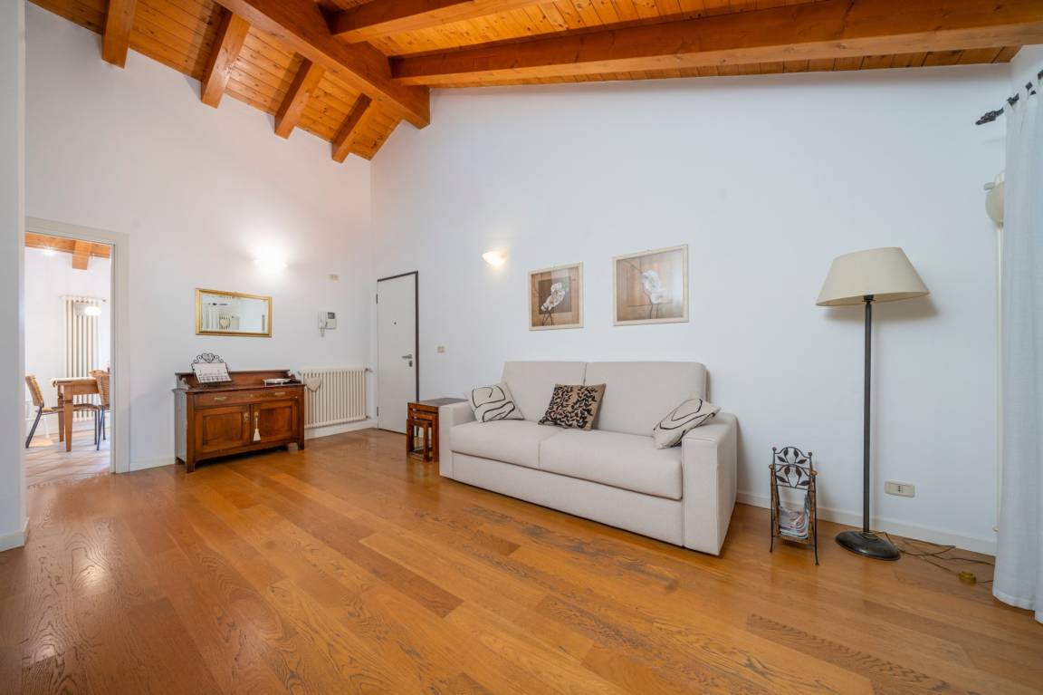 91 M² Apartment ∙ 3 Bedrooms ∙ 6 Guests - Palmanova