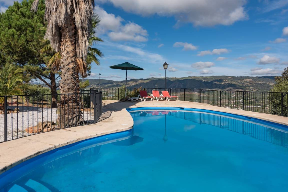 260 M² Ferienhaus ∙ 4 Schlafzimmer ∙ 8 Gäste - Ronda