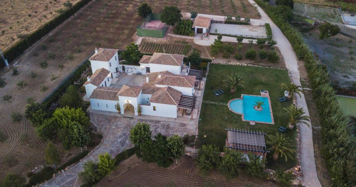 475 M² Villa ∙ 6 Bedrooms ∙ 12 Guests - Ronda