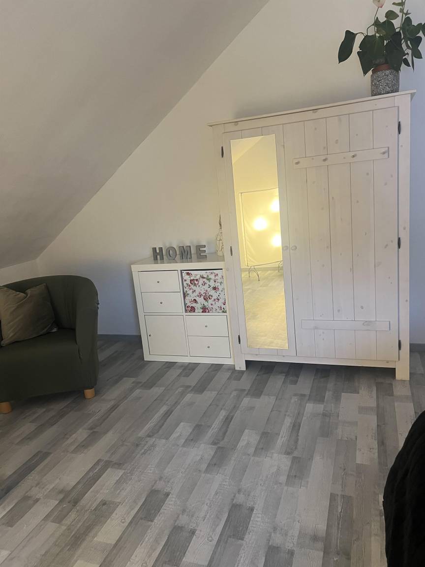82 M² Ferienwohnung ∙ 1 Schlafzimmer ∙ 4 Gäste - Winningen