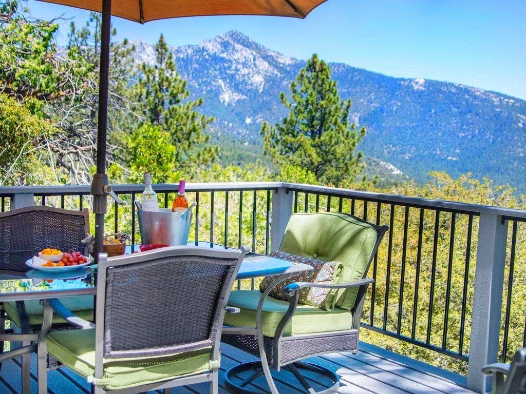 112 M² Cabin ∙ 2 Bedrooms ∙ 4 Guests - Idyllwild-Pine Cove, CA