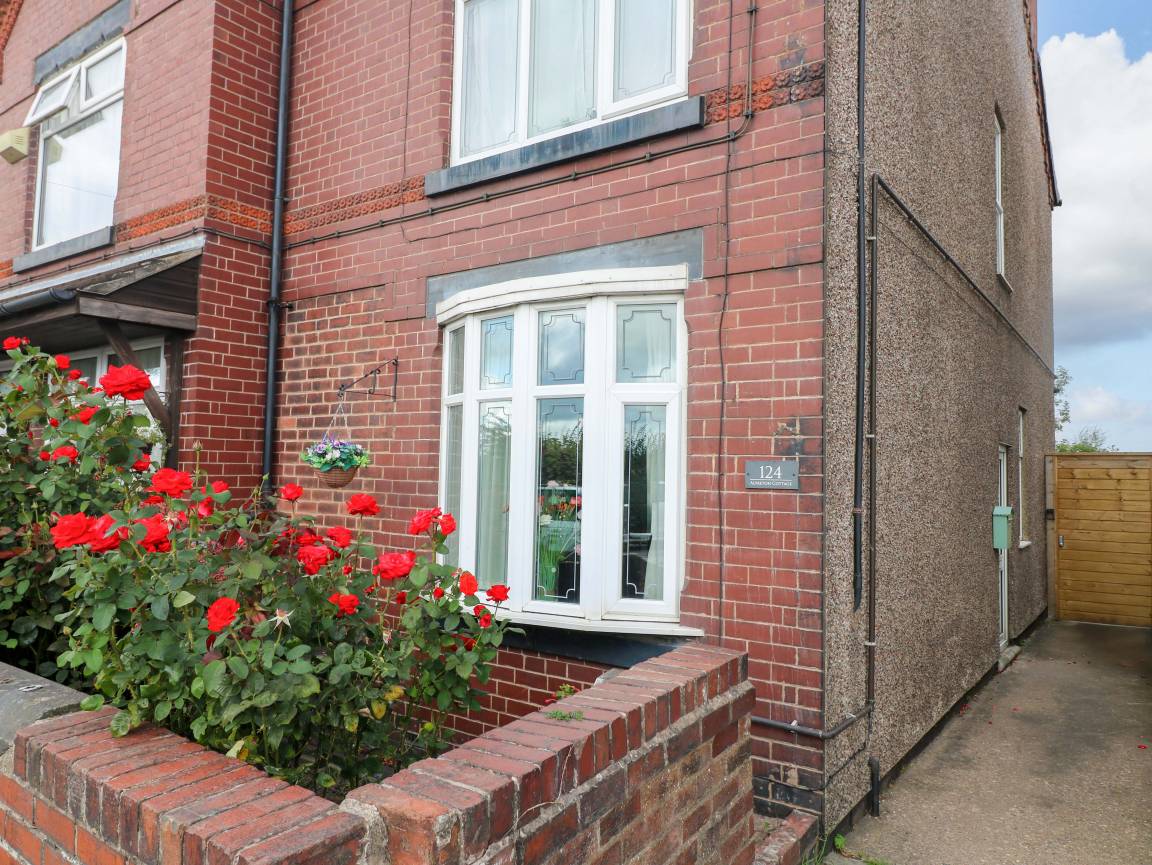 Cottage ∙ 2 Bedrooms ∙ 4 Guests - Belper
