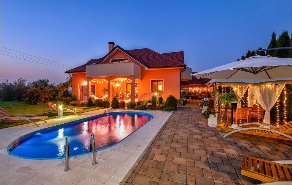 60 M² Apartament ∙ 1 Sypialnia ∙ 2 Gości - Varaždin