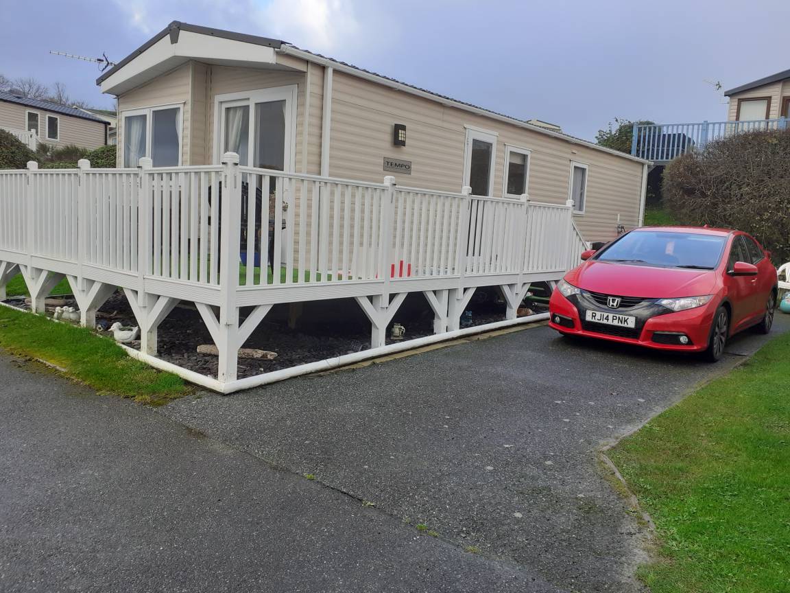 55 M² Chalet ∙ 2 Bedrooms ∙ 4 Guests - New Quay