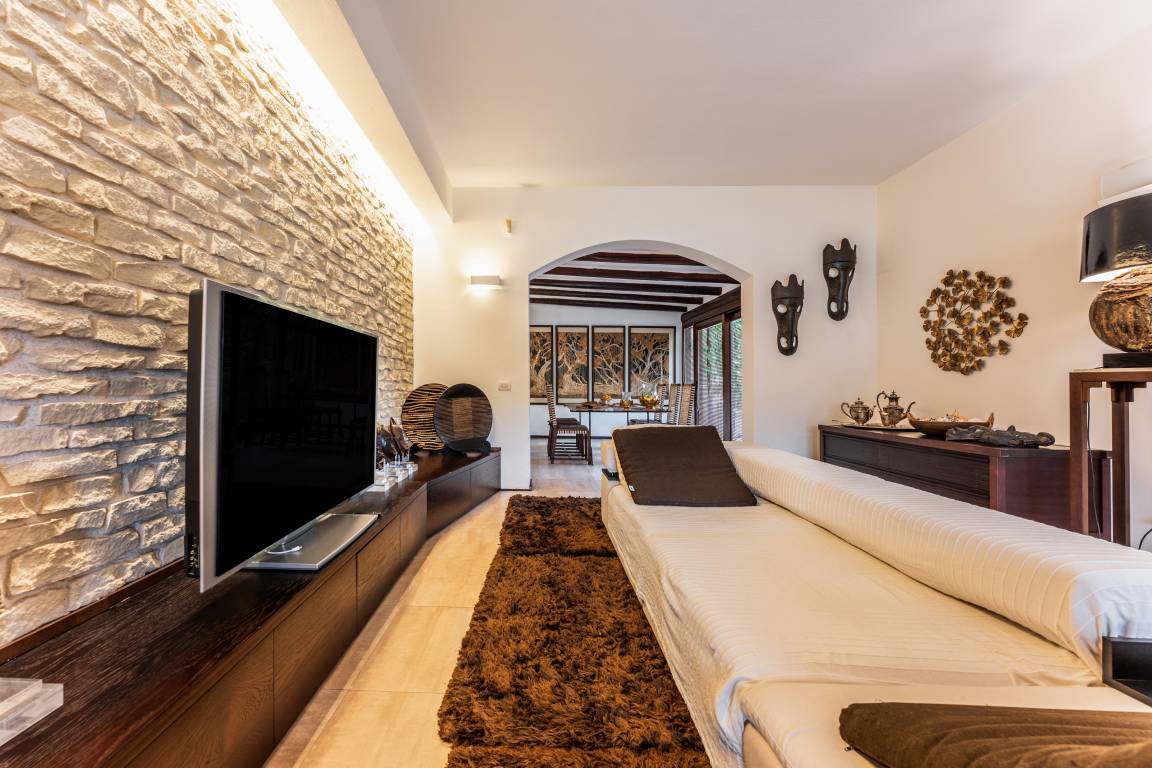 150 M² Ferienhaus ∙ 3 Schlafzimmer ∙ 8 Gäste - Villasimius