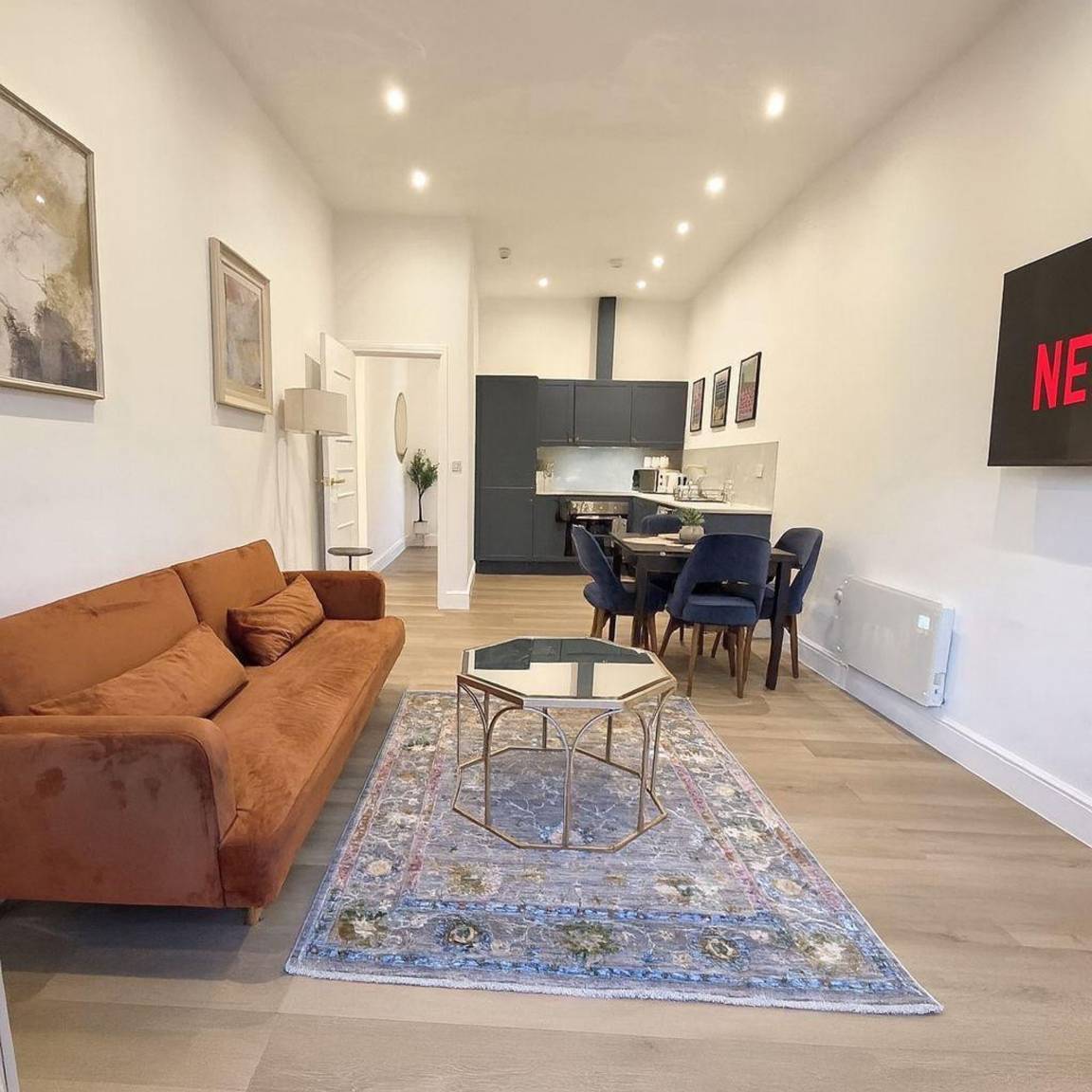 56 M² Apartment ∙ 2 Bedrooms ∙ 6 Guests - Newmarket