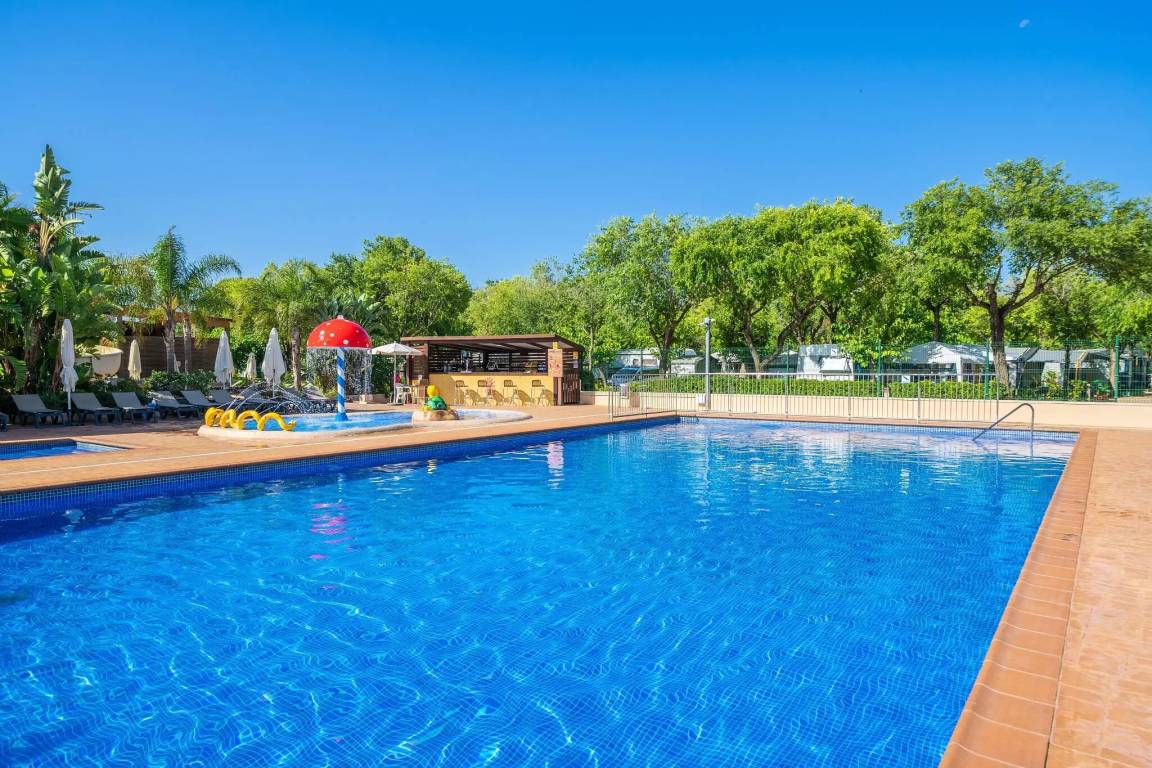 35 M² Casa Móvel ∙ 3 Quartos ∙ 6 Hóspedes - Santa Susanna