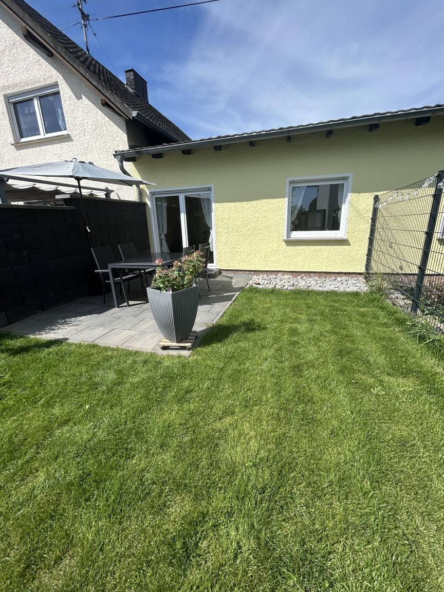 80 M² Ferienhaus ∙ 1 Schlafzimmer ∙ 4 Gäste - Montabaur