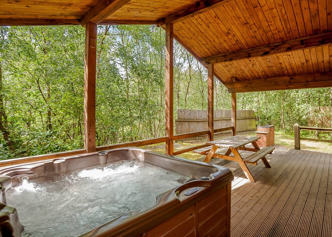 Chalet ∙ 2 Bedrooms ∙ 4 Guests - Cheshire