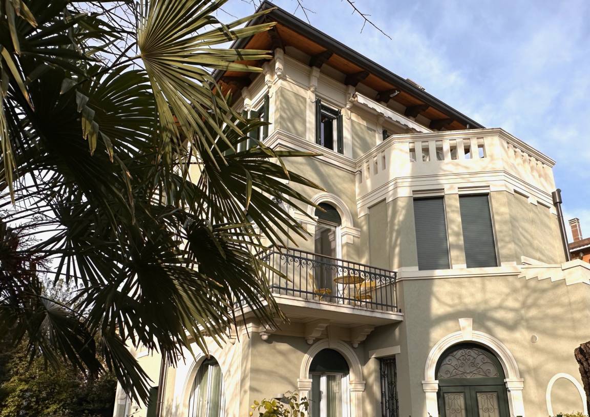 110 M² Apartment ∙ 2 Bedrooms ∙ 6 Guests - Venedik