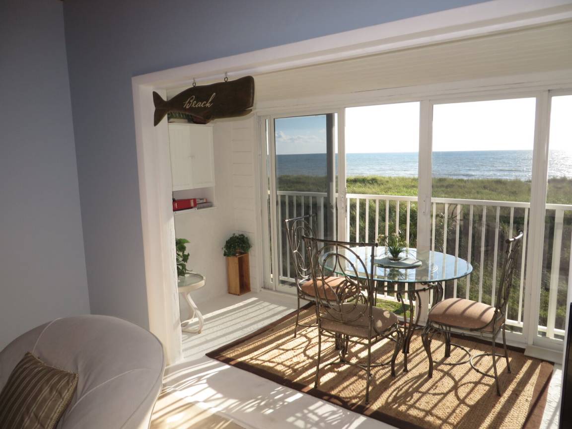 111 M² Huoneisto ∙ 2 Makuuhuonetta ∙ 6 Vierasta - Fort Pierce, FL
