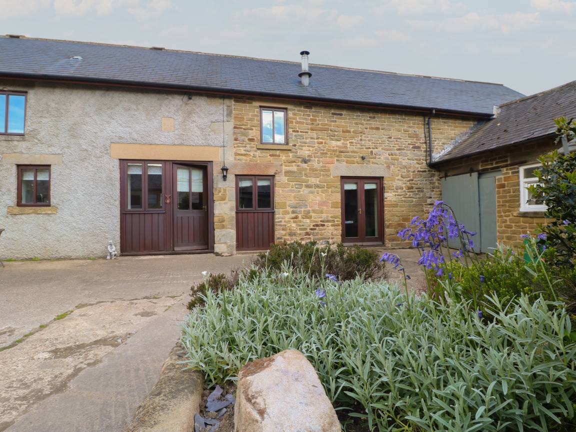 Cottage ∙ 3 Bedrooms ∙ 6 Guests - Chesterfield