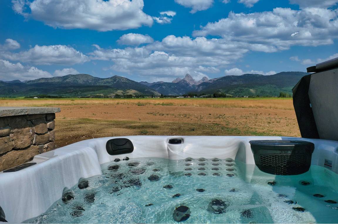 511 M² House ∙ 6 Bedrooms ∙ 12 Guests - Driggs, ID