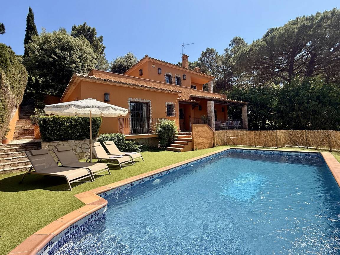 292 M² Cottage ∙ 3 Chambres ∙ 6 Personnes - Sa Riera