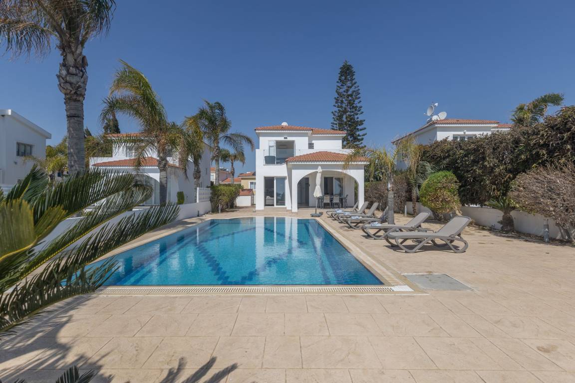 Cottage ∙ 3 Bedrooms ∙ 6 Guests - Cyprus