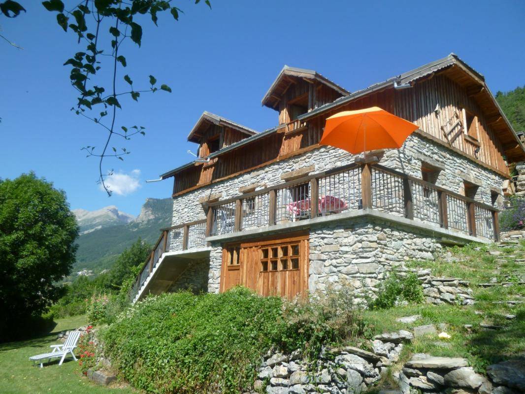 102 M² Gîte ∙ 3 Chambres ∙ 6 Personnes - Embrun
