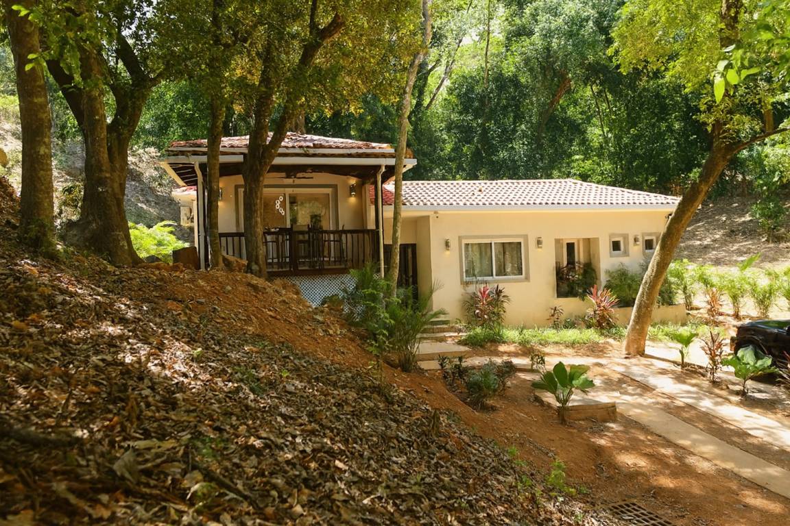 Casa ∙ 3 Habitaciones ∙ 10 Huéspedes - West Bay