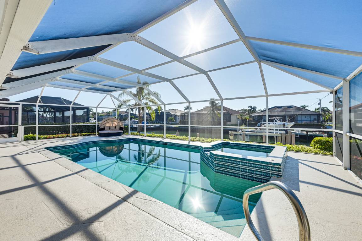 200 M² House ∙ 3 Bedrooms ∙ 8 Guests - Marco Island, FL